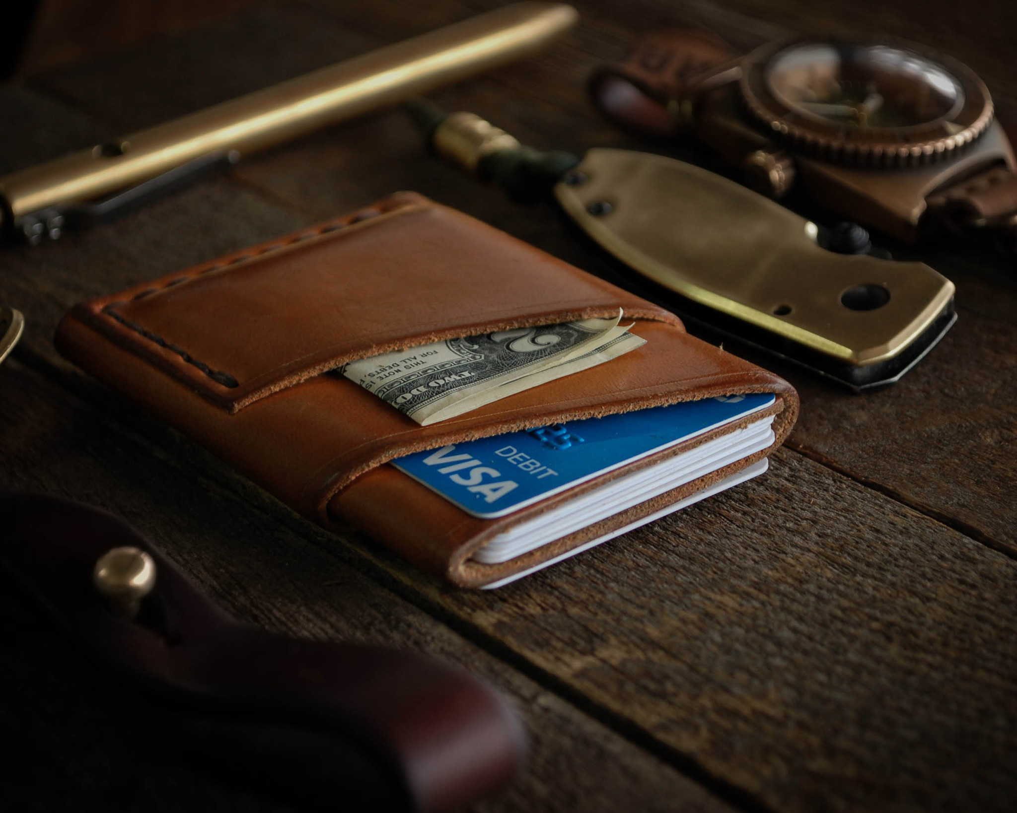 The Port Wallet: A Leather Wallet with Soul and Story – Craft and Lore