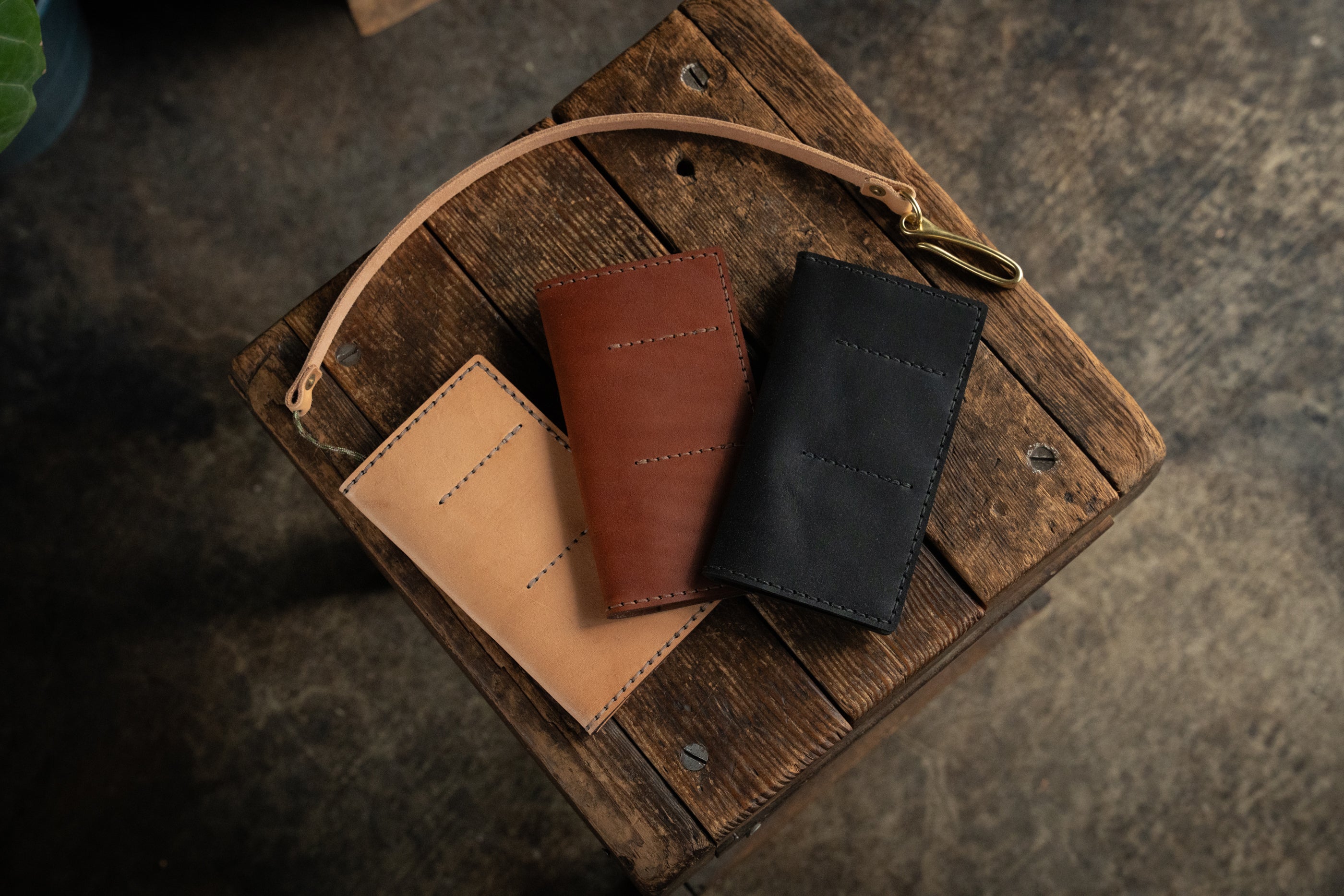 Long Wallet, Sturdy Handmade Leather Wallet – Craft and Lore