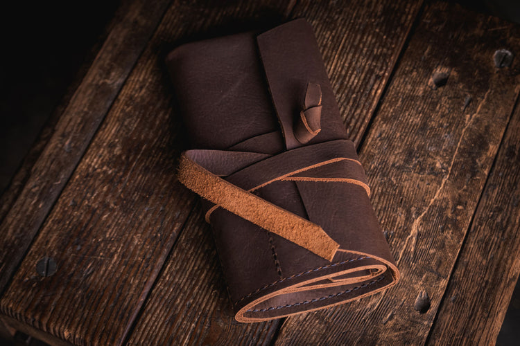Rustic Leather Pipe Roll for Tobacco Smoking – Craft and Lore