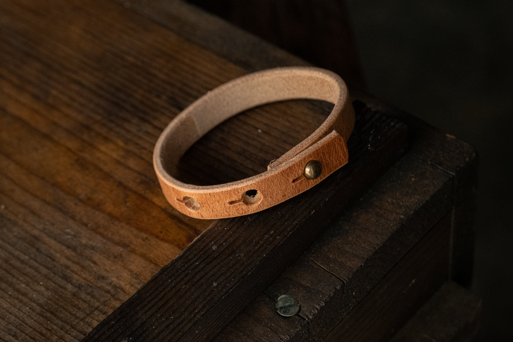 Mountain Cuff, Single Wrap Thick Leather Cuff Bracelet – Craft and Lore